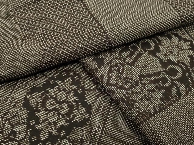 平和屋着物○本場大島紬 9マルキ 花唐草文 正絹 逸品 CAAX5943gh