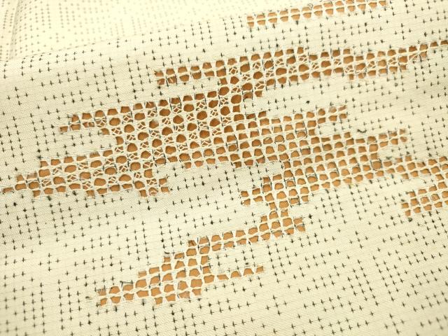 平和屋着物▽美濃里紬 単衣 色紙文 反端付き 正絹 逸品