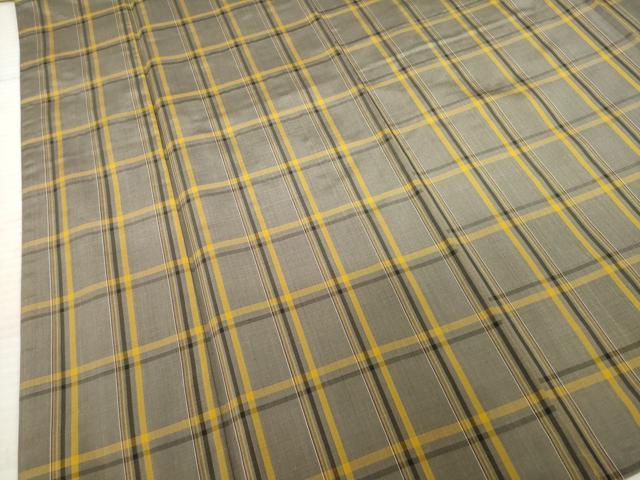 平和屋着物○本場黄八丈 平織 紬 格子 三越扱い 証紙付き 正絹 逸品