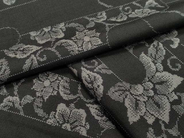 平和屋着物○本場大島紬 9マルキ エ霞花唐草文 正絹 逸品 CABA1383gh