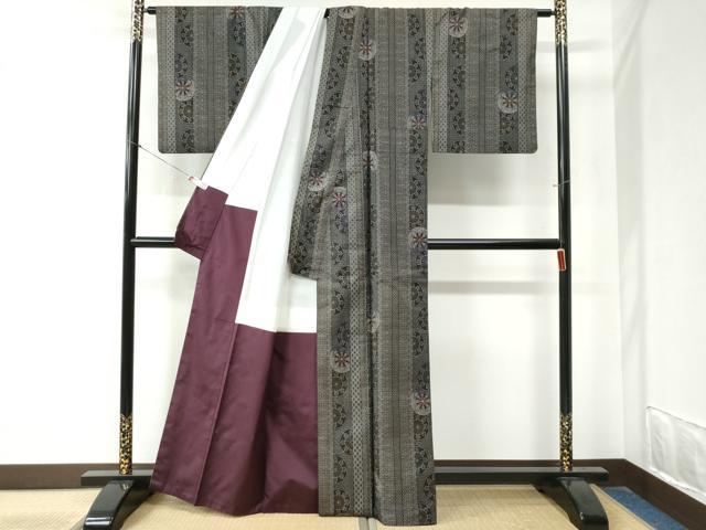 平和屋着物○本場大島紬 9マルキ 源氏車吉祥間道 正絹 逸品 CABA6222yc