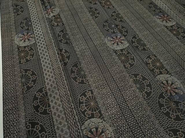 平和屋着物○本場大島紬 9マルキ 源氏車吉祥間道 正絹 逸品 CABA6222yc