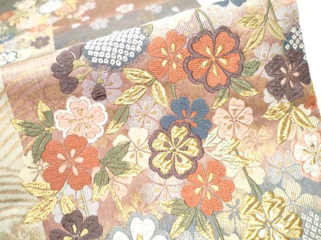 平和屋着物○両面 六通柄袋帯 唐織 桜吹雪 金糸 鈴乃屋扱い 正絹