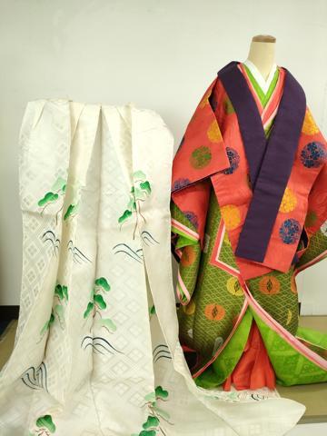 平和屋着物○小振袖 二尺袖 花鞠文 黒地 洗える着物 DAAY2476op